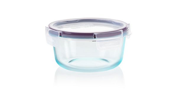 Snapware Total Solution Pyrex 4-cup Covered Round Container