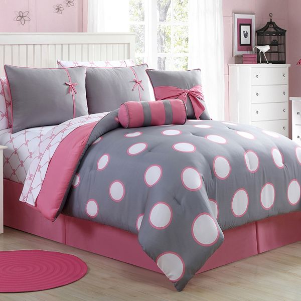 VCNY Sophie Reversible Comforter Set