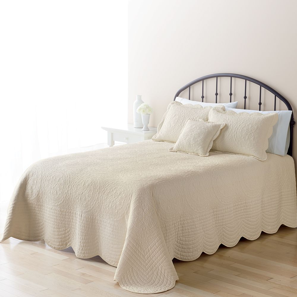 Home Classics® Mary Solid Bedspread