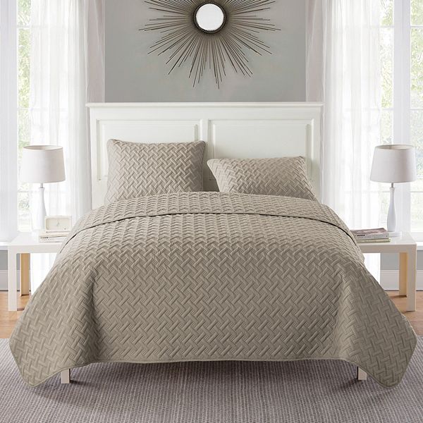 VCNY Home Nina Quilt Set