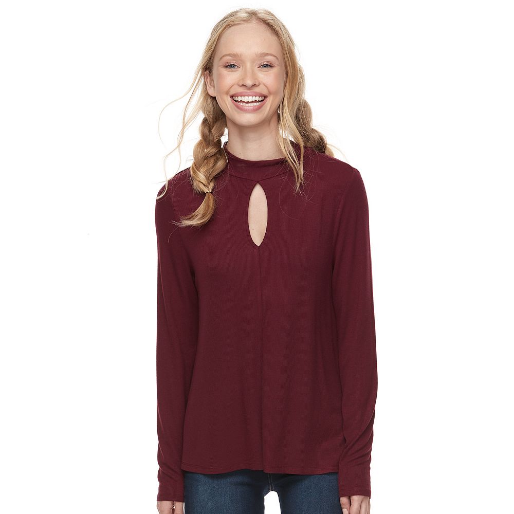 Juniors' SO® Keyhole Swing Tee