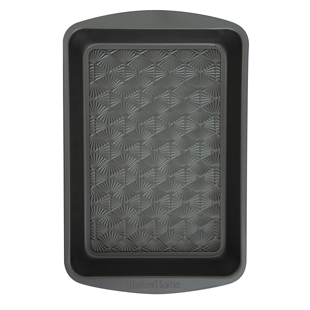 Taste of Home 9" x 13" Nonstick Baking Pan