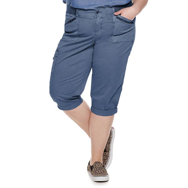 Plus Size EVRI™ Utility Capri Pants