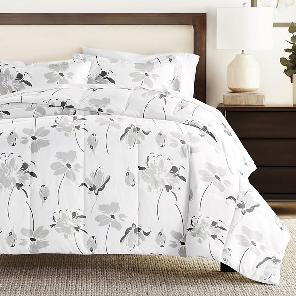 Home Collection Magnolia Patterned Comforter Set
