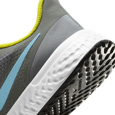 Nike Revolution 5 Grade School Kids' Running Shoes