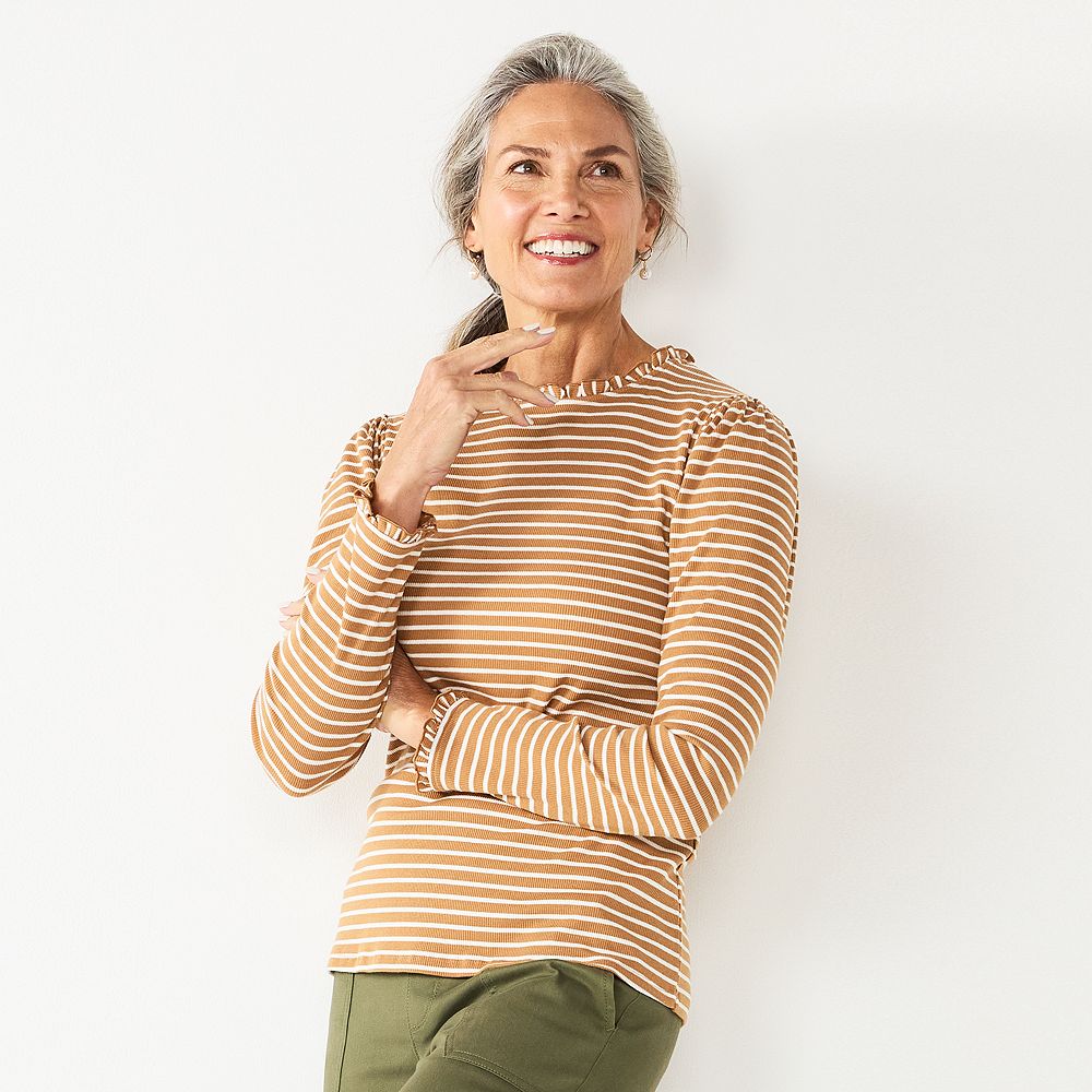 Petite Croft & Barrow® Ruffle Neck Puff Sleeve Top