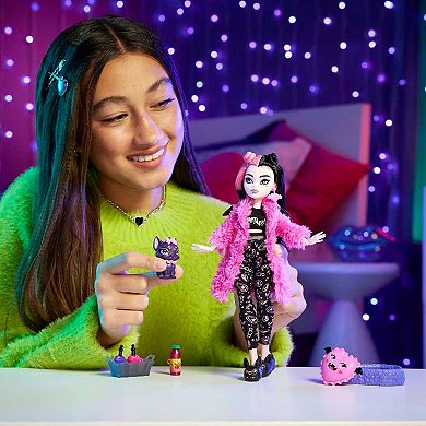 Mattel Monster High Draculaura Creepover Party Doll & Sleepover Set