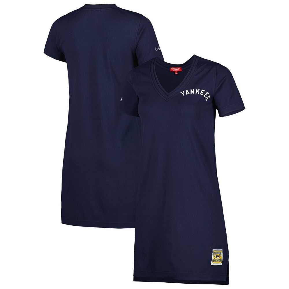 Women's Mitchell & Ness Navy New York Yankees Cooperstown Collection V ...