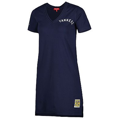 Women's Mitchell & Ness Navy New York Yankees Cooperstown Collection V ...