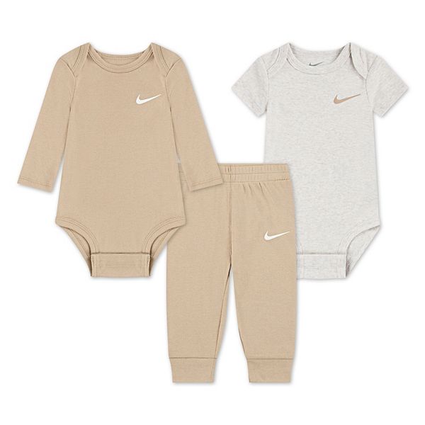 Newborn Baby Nike Bodysuits and Pants 3 Piece Set