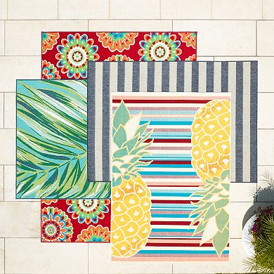 Sonoma Goods For Life® Floral Medallion Indoor/Outdoor Area Rug