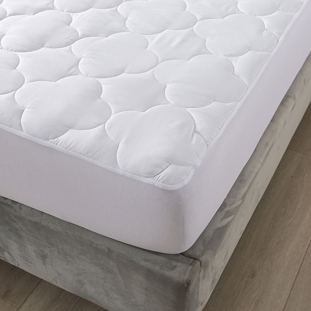Royal Velvet European White Down Mattress Pad