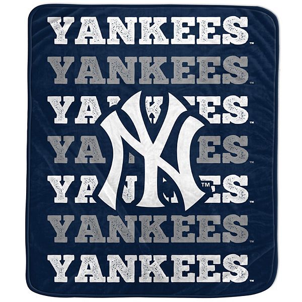 Pegasus New York Yankees 60'' x 70'' Logo Wordmark Plush Blanket