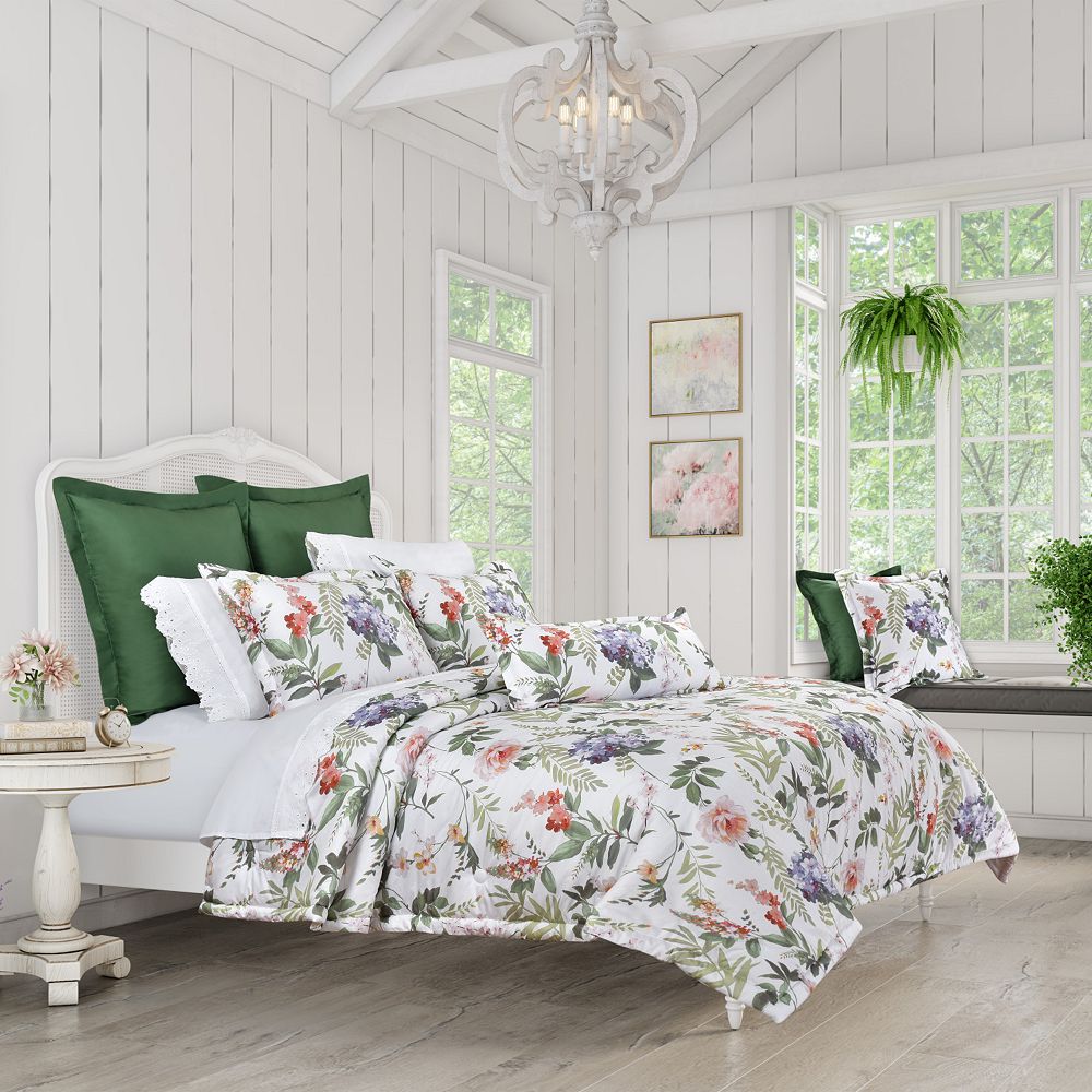 Five Queens Court Claudia Euro Comforter & Sham Set