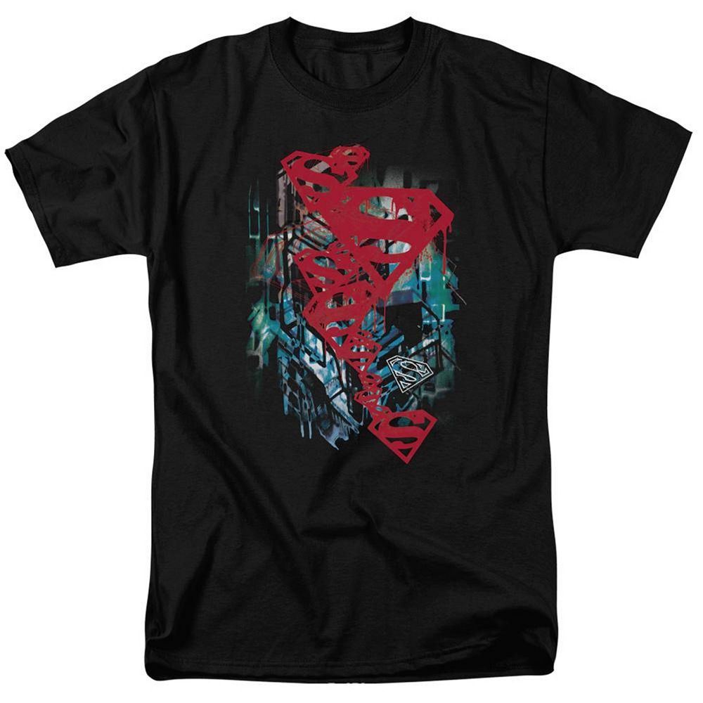 Superman Gritty Short Sleeve Adult T-shirt