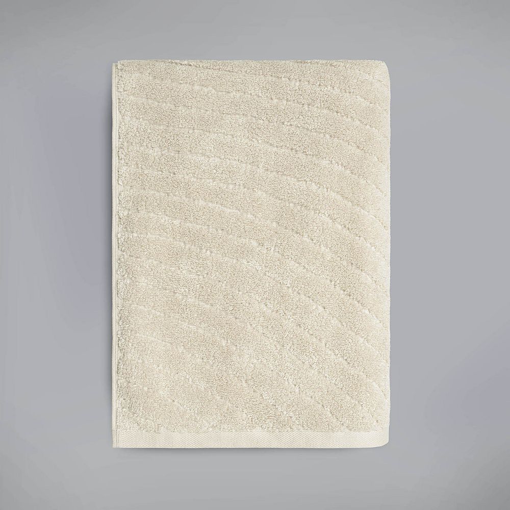 Simply Vera Vera Wang Fashion Collection Textured Bath or Hand Towels