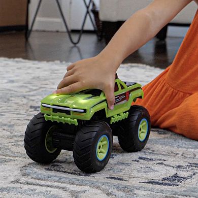 Maxx Action Motorized Monster Truck