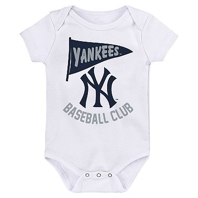 Newborn & Infant Fanatics Branded New York Yankees Fan Pennant 3-Pack ...