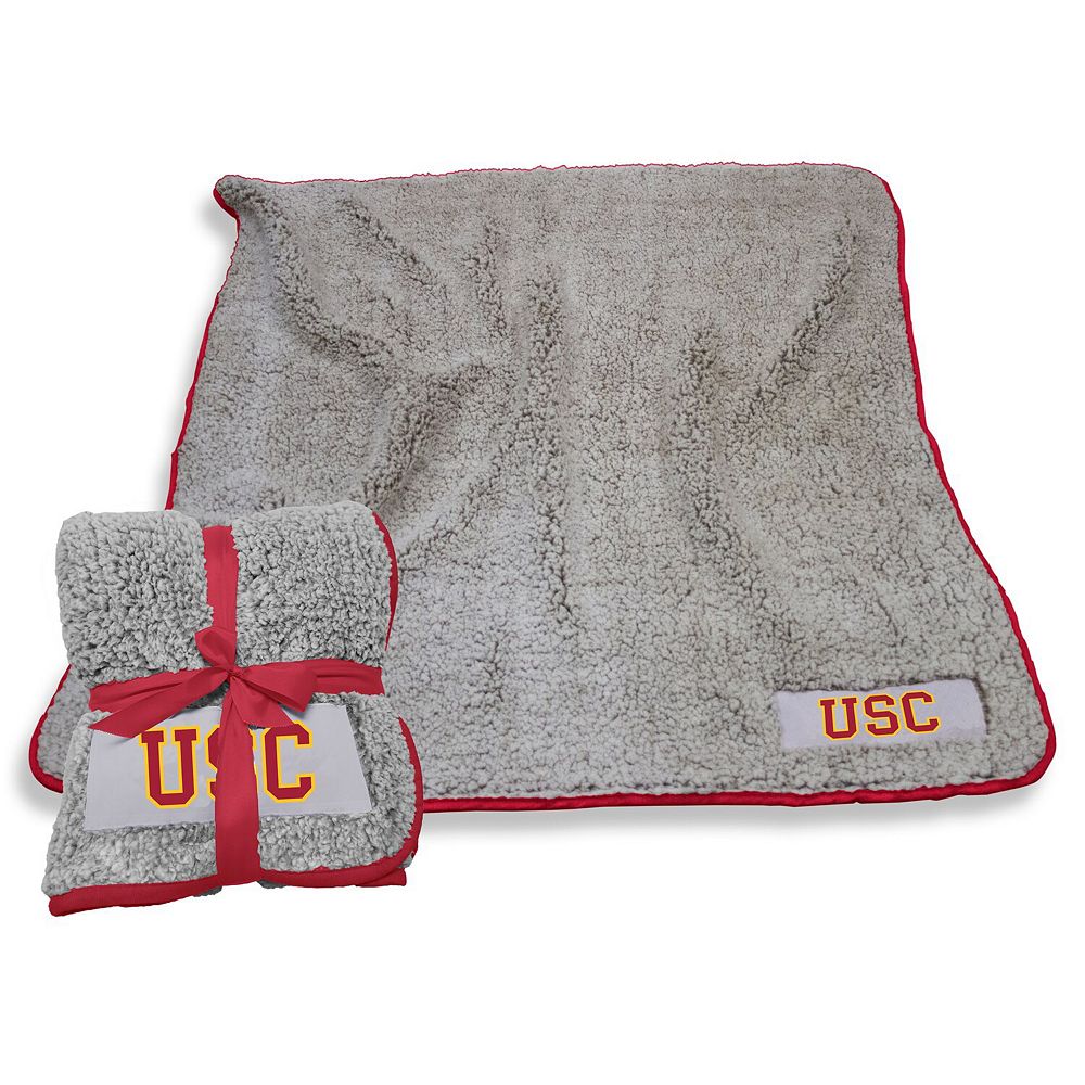 "USC Trojans 50"" x 60"" Frosty Fleece Team Blanket"