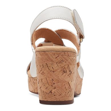 Clarks® Giselle Beach Women's Leather Wedge Sandals