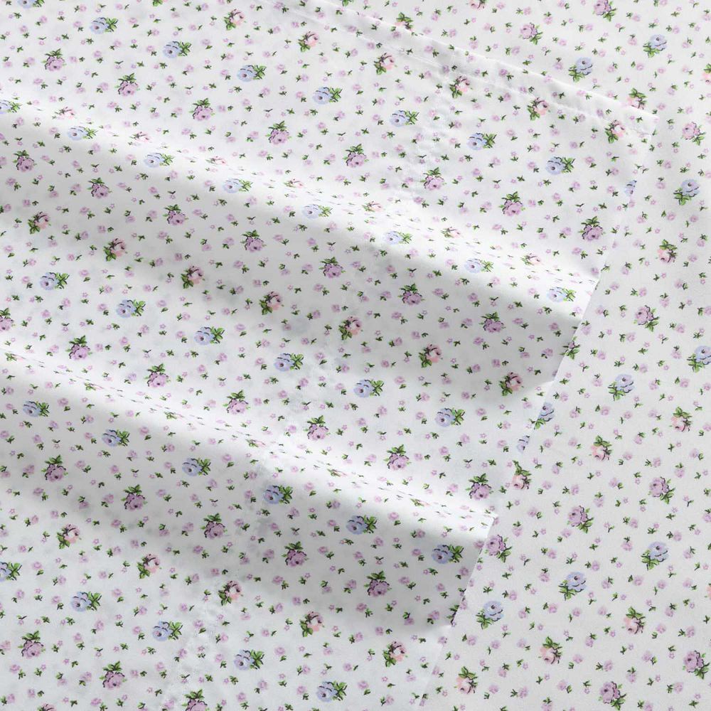 Betsey Johnson Pretty Floral Ditsy Sheet Set with Pillowcases