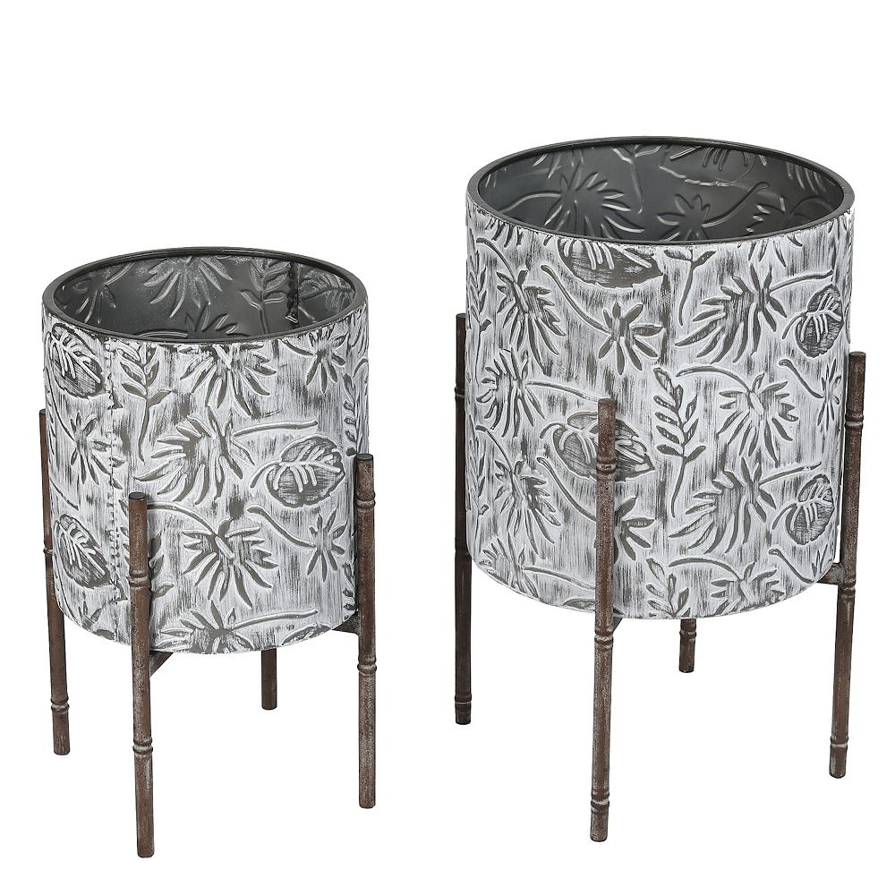 LuxenHome Set Of 2 Coastal Distressed White And Gray Metal Cachepot ...