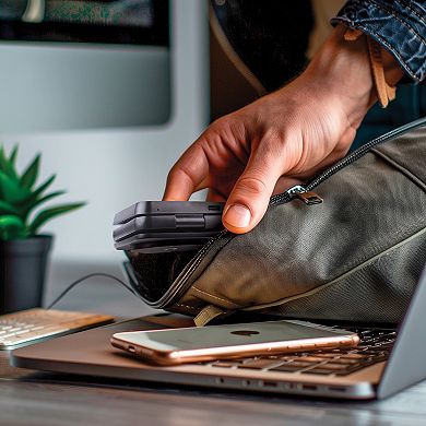 Smart Gear 3-in-1 Wireless Travel Charger Kit