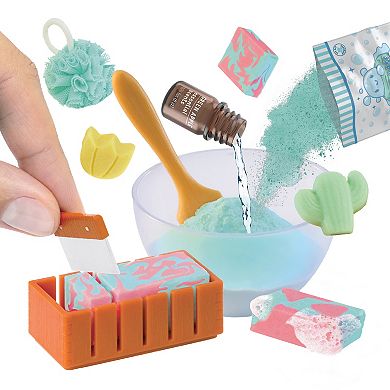 MGA's Miniverse Make It Mini Spa Kit - Styles May Vary