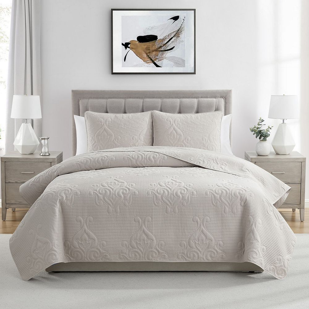 VCNY Home Solomun 3-pc. Pinsonic Damask Microfiber Quilt Set