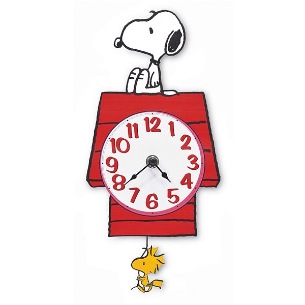 Collections Etc Easy-to-read Peanuts Snoopy Pendulum Clock