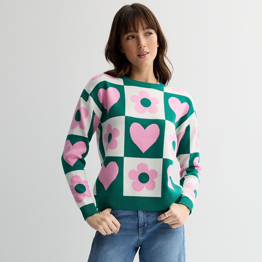 Juniors' FOREVER & EVER Long Sleeve Hearts & Flowers Checkerboard Pullover