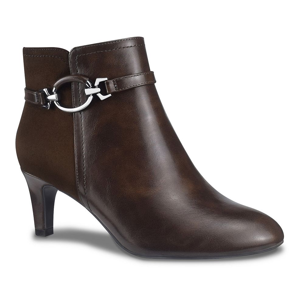 Impo® Nyssa Memory Foam Women's Ankle Booties