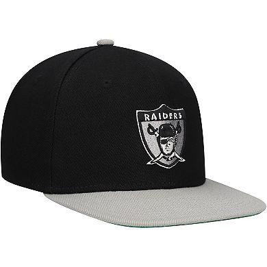 Youth Mitchell & Ness Black Las Vegas Raiders Team Two-Tone Snapback Hat