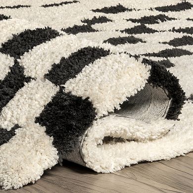 nuLOOM Nathalie Modern Checkered Shag Area Rug