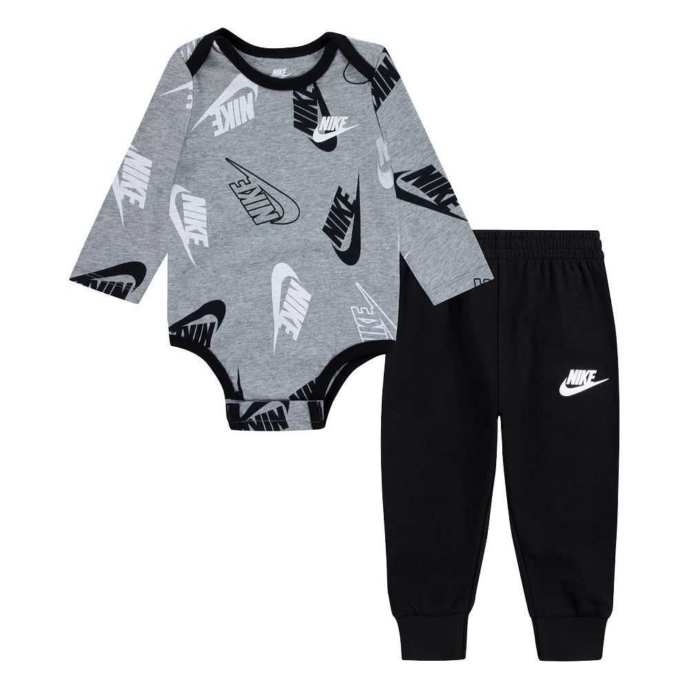 Newborn Baby Boys Nike Printed Bodysuit & Pants 2-Piece Set