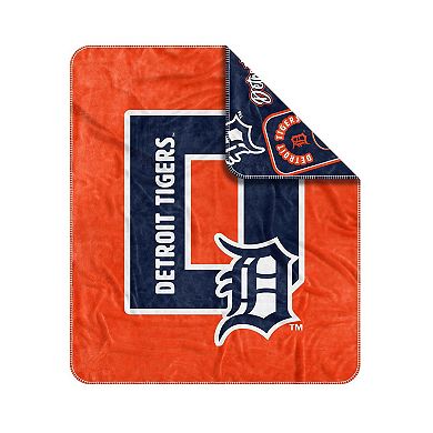 Detroit Tigers 50” x 60” Dream Weave Throw Blanket