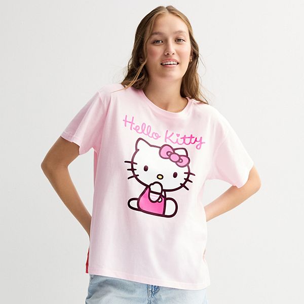 Juniors' Hello Kitty Cute Pose Graphic Tee