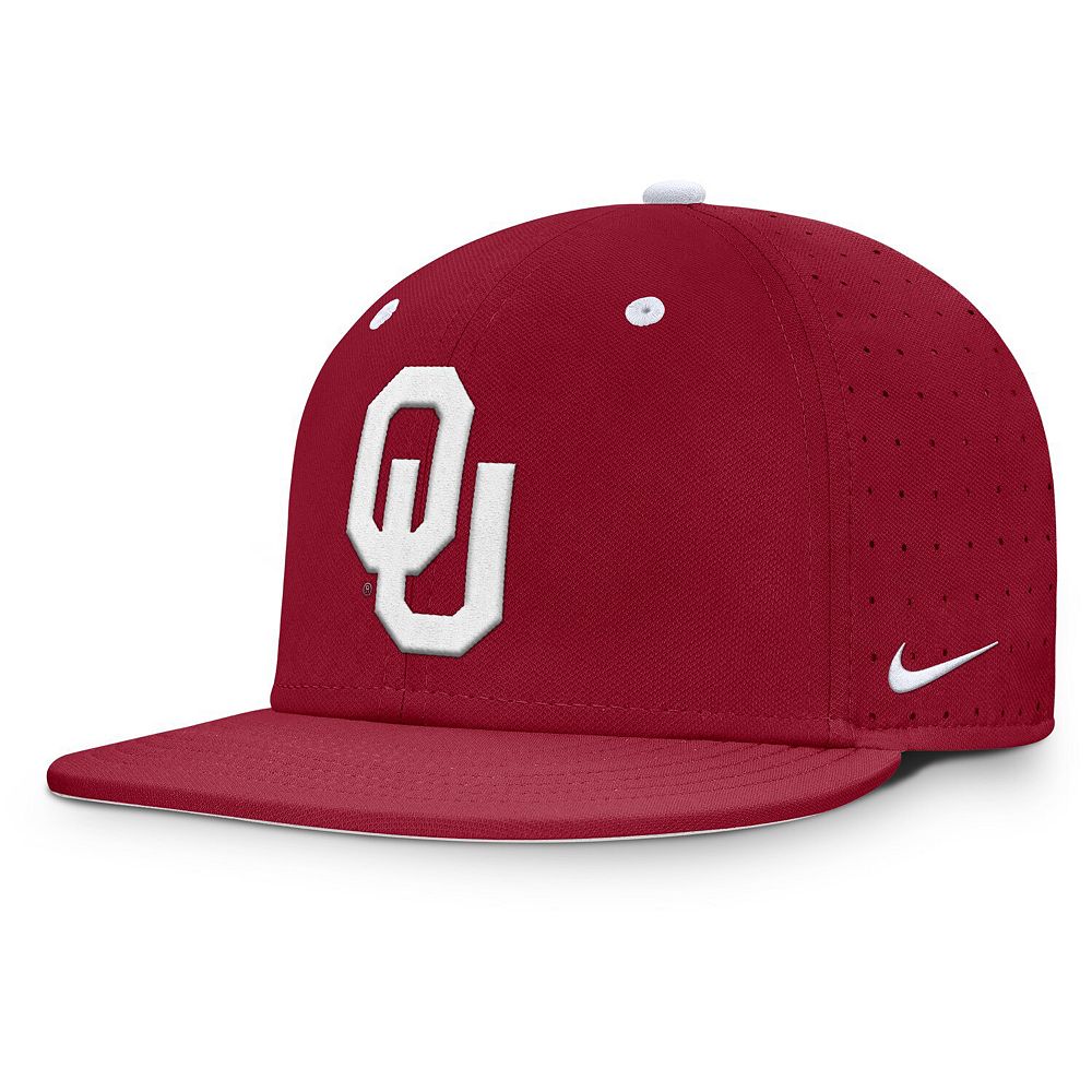 Men's Nike Crimson Oklahoma Sooners On-Field Dugout True Performance Fitted Hat
