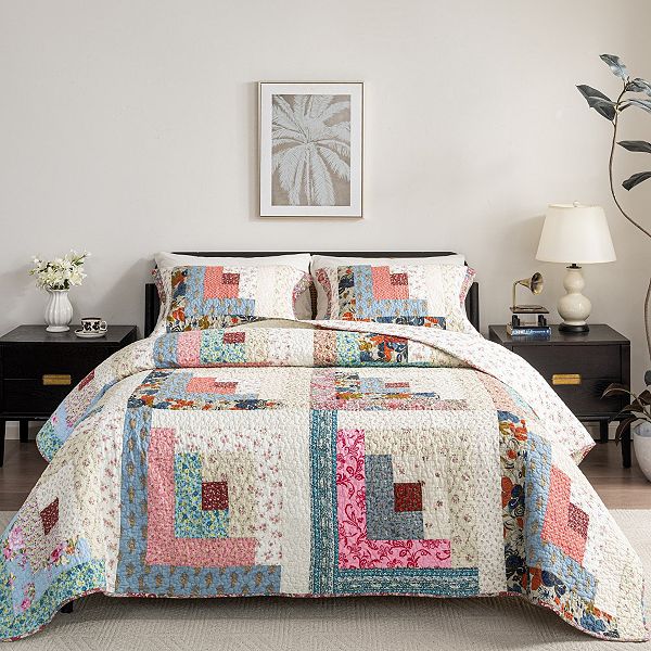 Wholinens Floral Real Patchwork Reversible Quilt Set