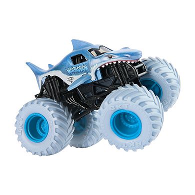 Monster Jam Earth Shaker Vs. Megalodon Die-Cast Monster Trucks 1:64 ...