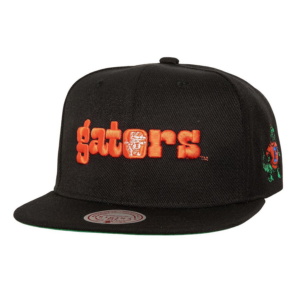 Men's Mitchell & Ness Black Florida Gators Triple Play Snapback Hat