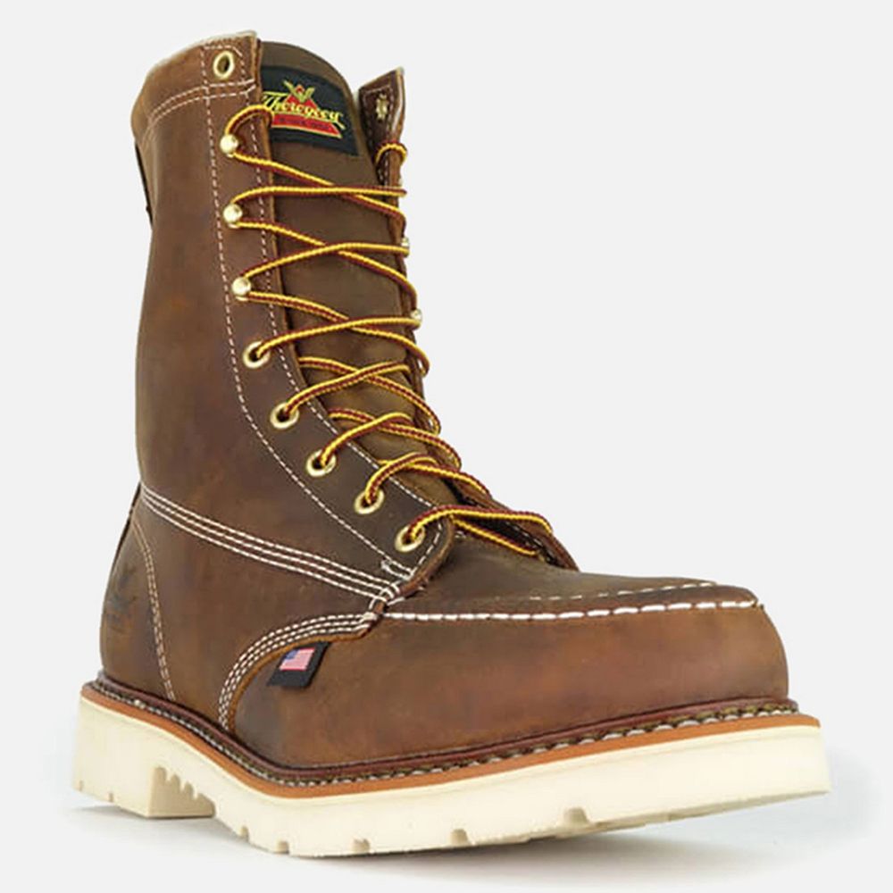 Men's Thorogood American Heritage 8 Inch Crazyhorse Safety Toe Moc Toe ...
