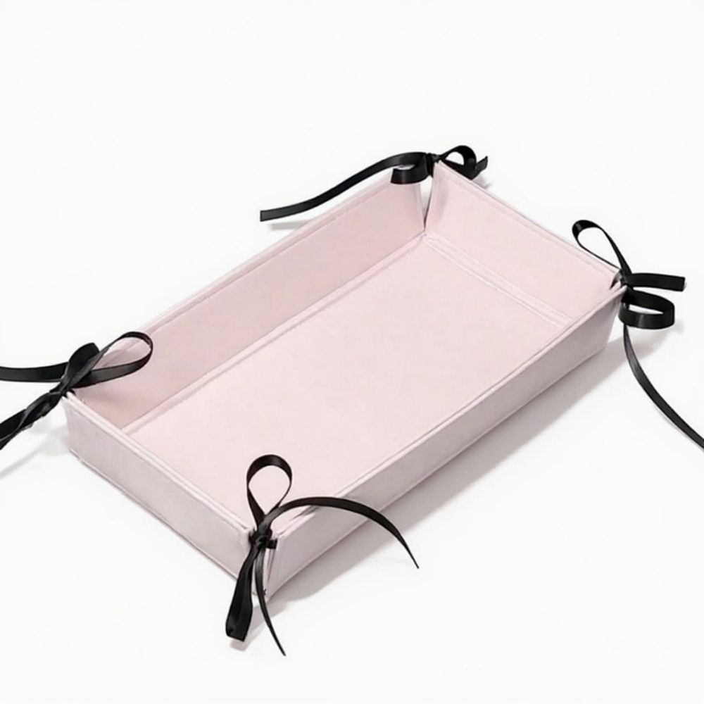 Rectangular Organizer Tray with Checkered Ribbon Tie Corners
