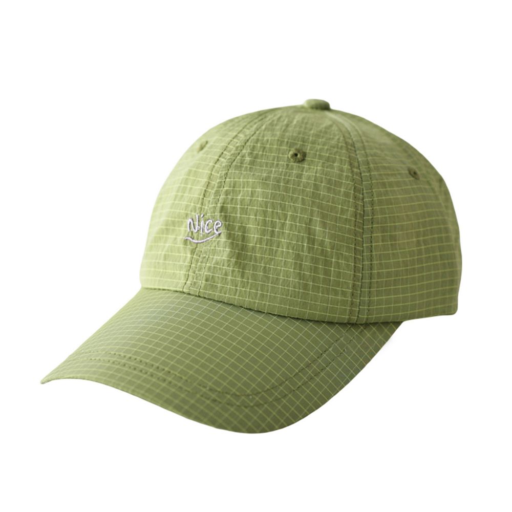 Lightweight Baseball Cap with Embroidered Nice Detail and Adjustable ...
